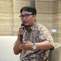 antony lee - Kompas