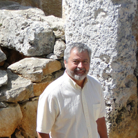 Douglas Comer - Independent Researcher