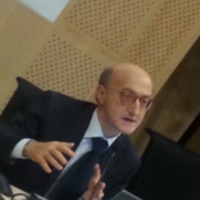 Stefano De Luca - Università degli Studi Suor Orsola Benincasa