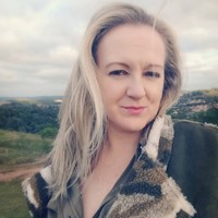 Silvane Caczmareki - Centro Universitário Leonardo da Vinci