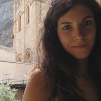 Laura Vico - Universidad de Granada