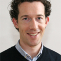 Simon Hollis - Swedish Defence University