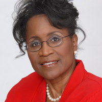 Dr. Claudia Curry - Community College of Philadelphia