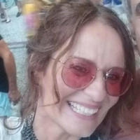 Angela Versiani - Pontificia Universidade Catolica de Minas Gerais