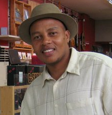 (PDF) Global diversity and genetic contributions of chicken populations ...