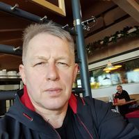 Chuni Ghosh's Instagram, Twitter & Facebook on IDCrawl