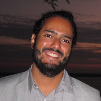 LEONARDO A . LA ROSA BARROLLETA - Universidad Rey Juan Carlos