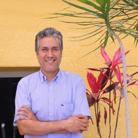 José Refugio De la Torre - Universidad de Guadalajara