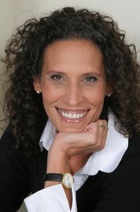 (PDF) Los medios electronicos y la desaparicion de la infancia | Eva ...