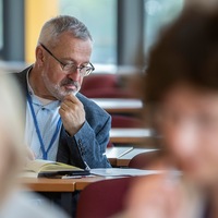 Prof Michael W Dunne