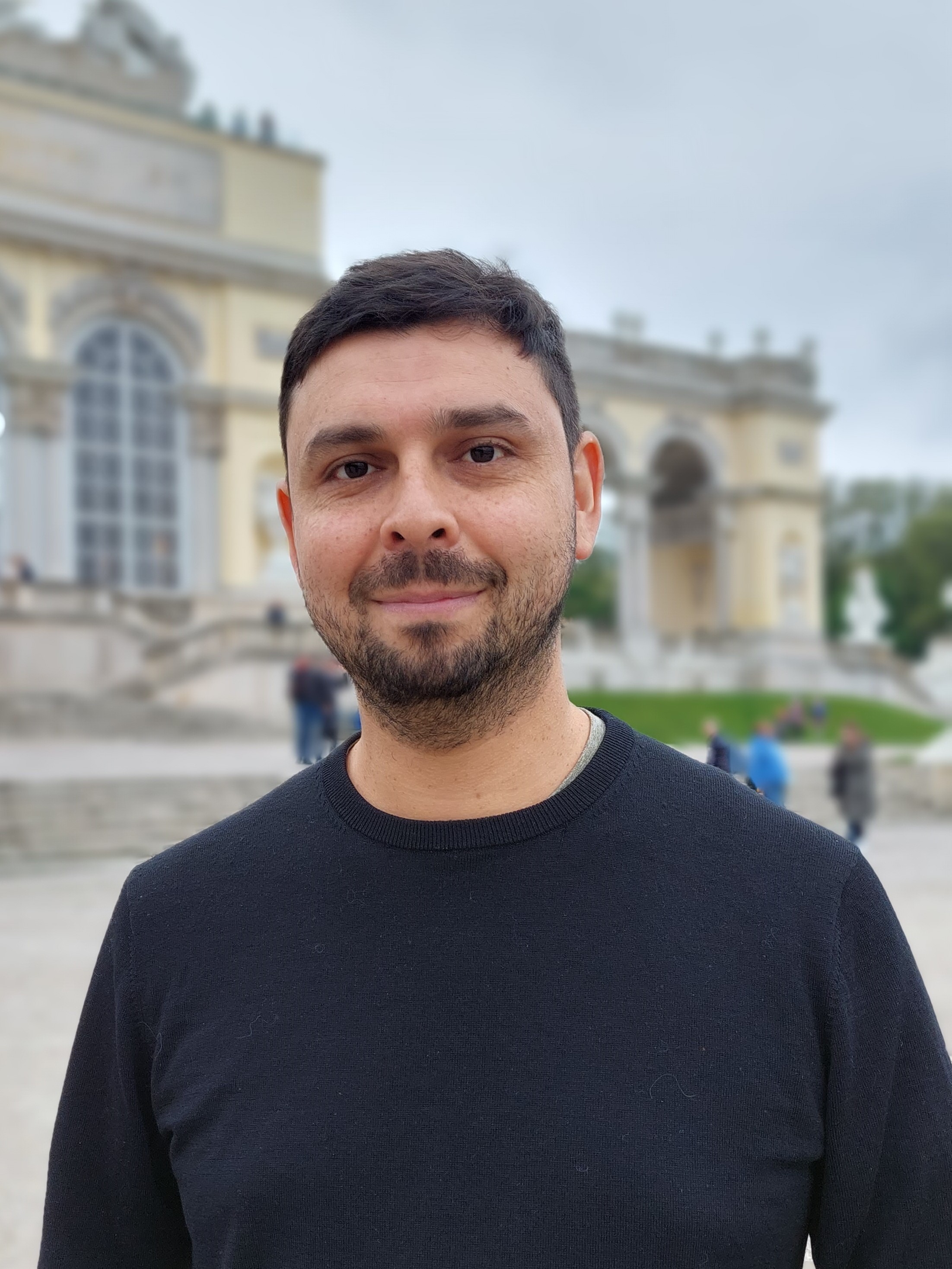 Academia Quantum - Academia.edu