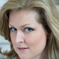 Robin Tapley - Thompson Rivers University