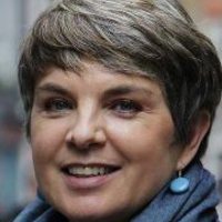 Lesley Symons - INSEAD