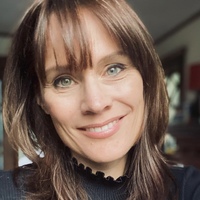 Anne Dymek - Harvard University