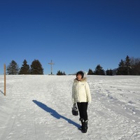 Luli van der Does - Hiroshima University