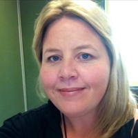 Michele Moffat's Instagram, Twitter & Facebook on IDCrawl