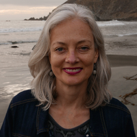 Elizabeth Wingrove's Instagram, Twitter & Facebook on IDCrawl