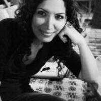 Esha Momeni - Ucla