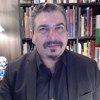 José Minerini Neto - Escola de Comunicações e Artes - USP