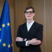 Dr. Petra R O B N I K VERDNIK | Euro-Mediterranean University ...