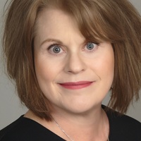 Dora Finamore's Instagram, Twitter & Facebook on IDCrawl