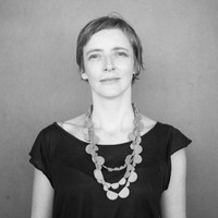 Sylvia Dummer Scheel - Pontificia Universidad Catolica de Chile