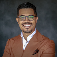 Charles H . F . Davis III