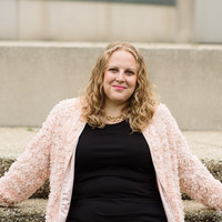 Mandi Gray - University of Calgary