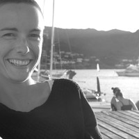 Laura Roth's Instagram, Twitter & Facebook on IDCrawl