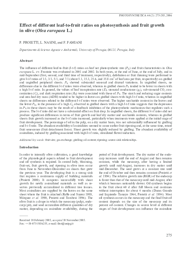 (PDF) Effect of different leaf-to-fruit ratios on photosynthesis and ...