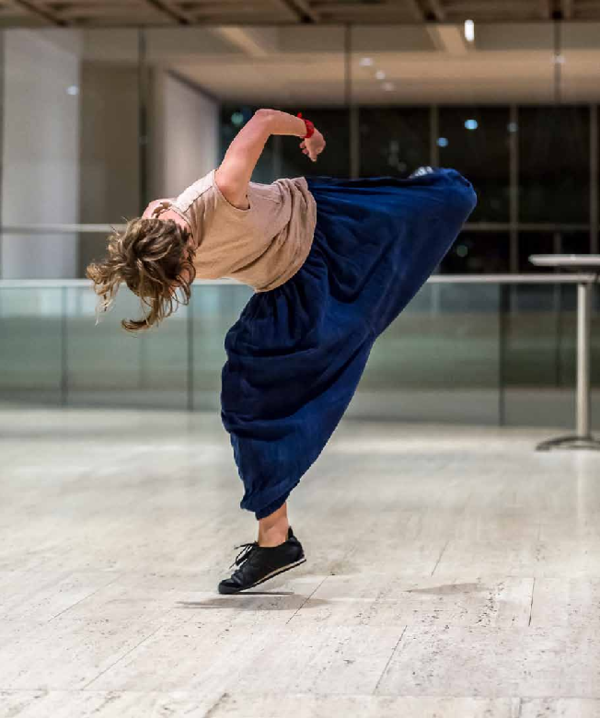 (PDF) ‘Positively Unassertive: Dancing in the Art Gallery of NSW ...