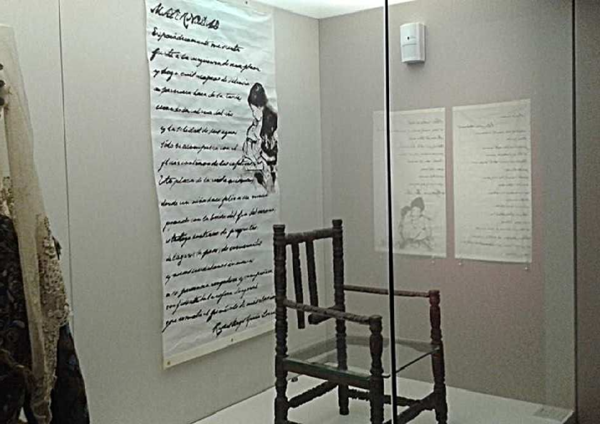 (PDF) "Moto ni modoru. Maternitas, maternidad". Miguel Elías. Museo ...