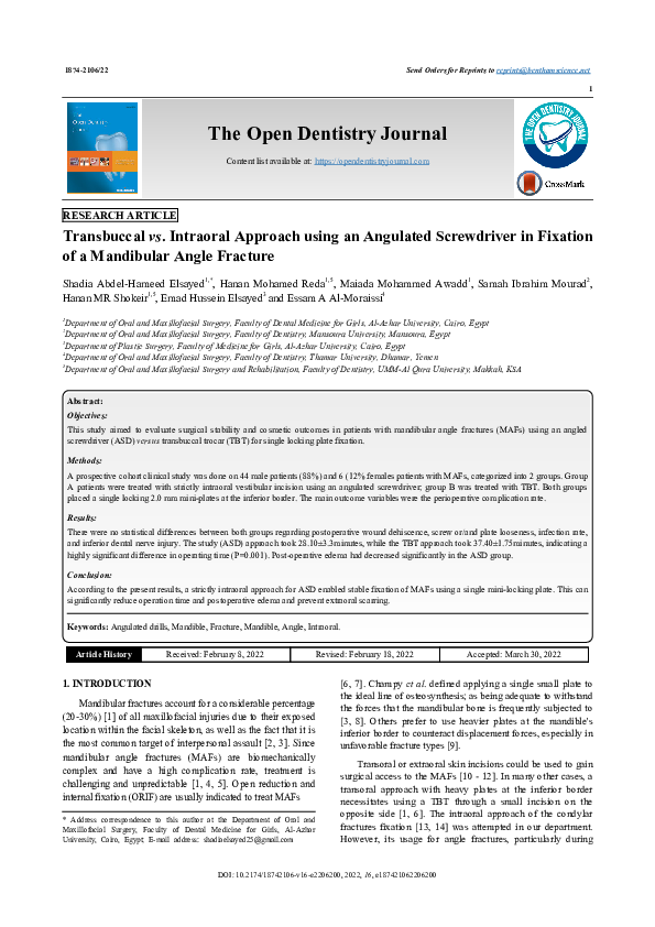 (PDF) Transbuccal vs. Intraoral Approach using an Angulated Screwdriver ...